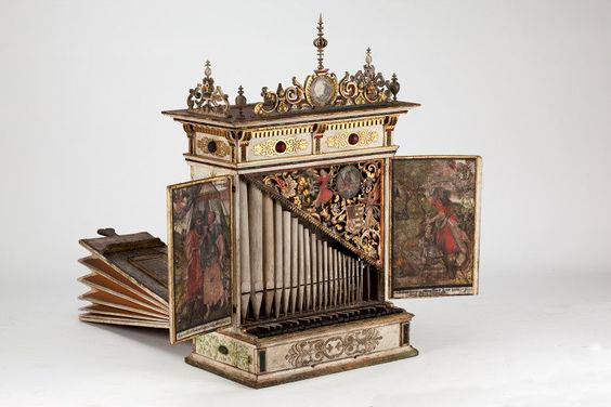 Portative organs and "portative organs" - Medieval Organ